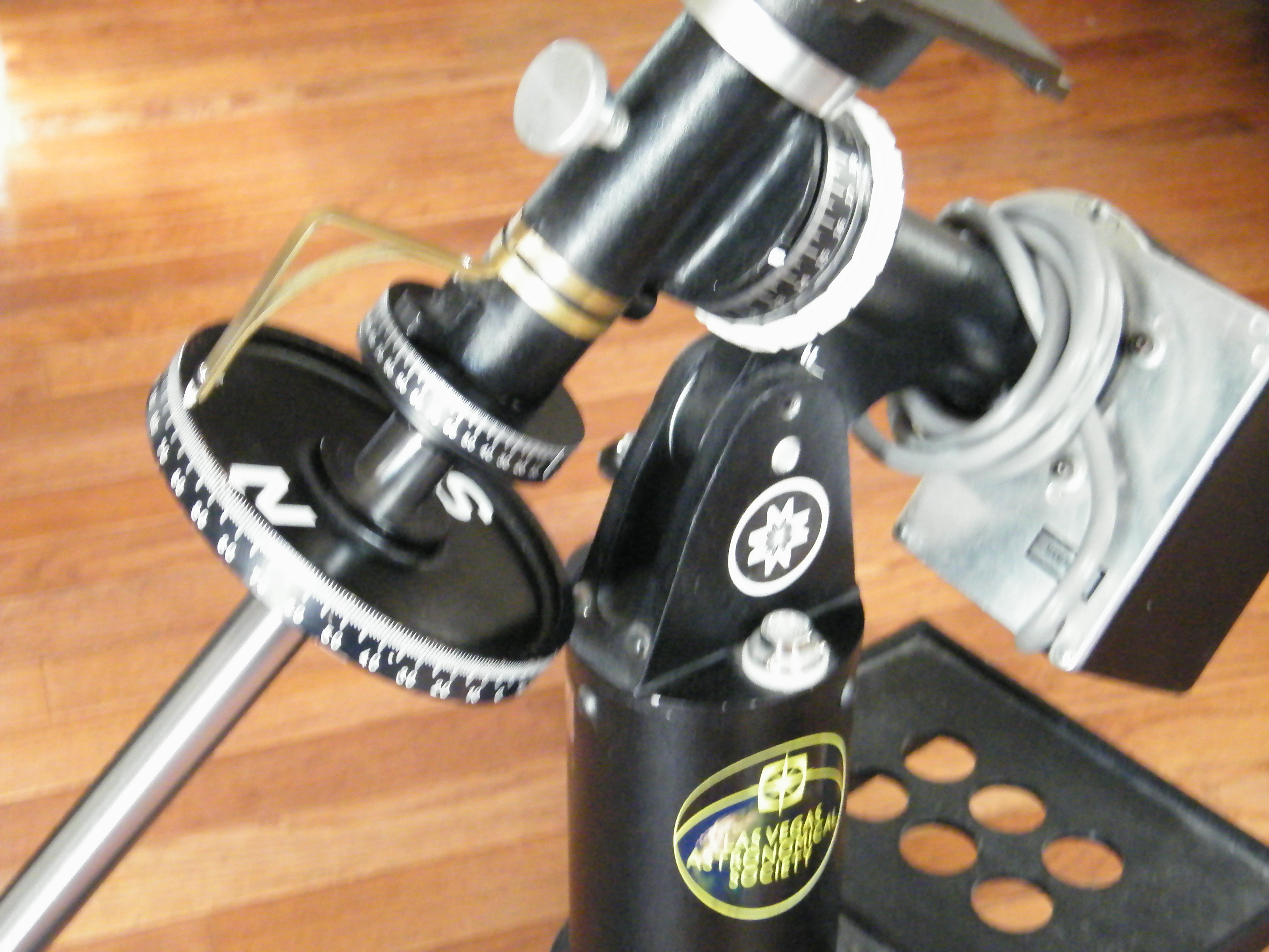 Equatorial Mounts With Stiction, and How to Fix: What is Stiction?